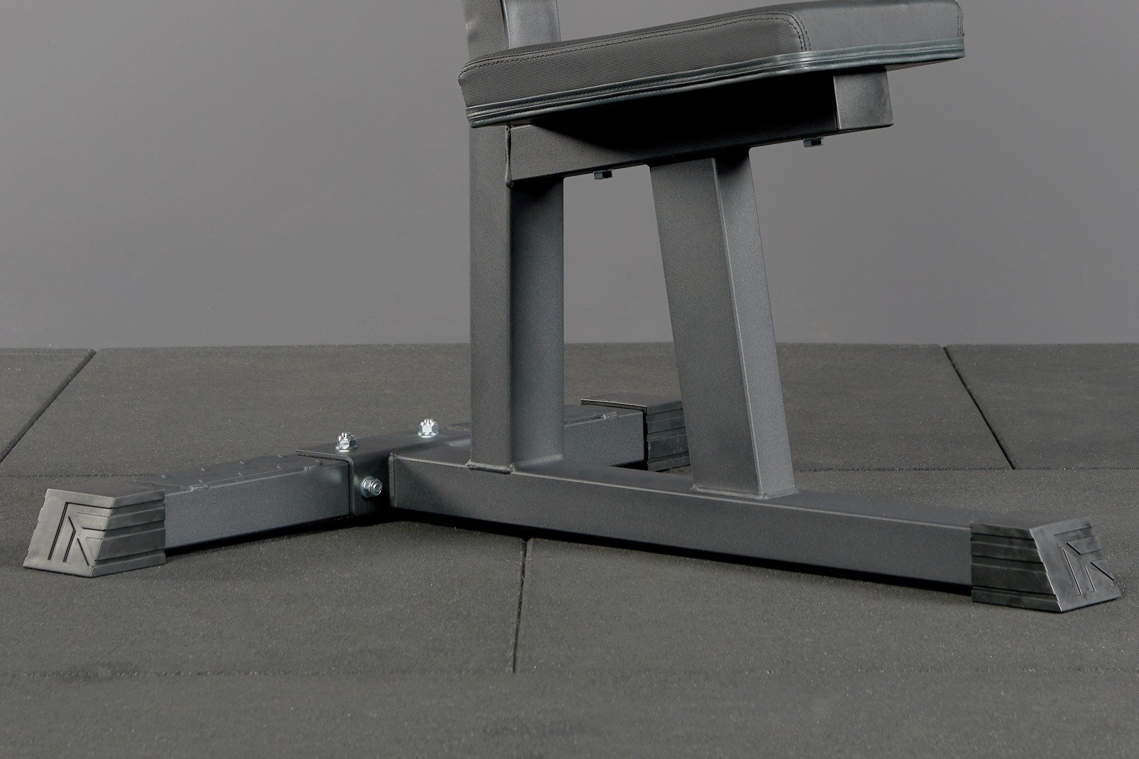 Seated Utility Bench | Mirafit