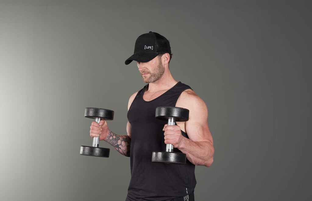 Beach Weights - Top 12 Bicep Exercises | Mirafit