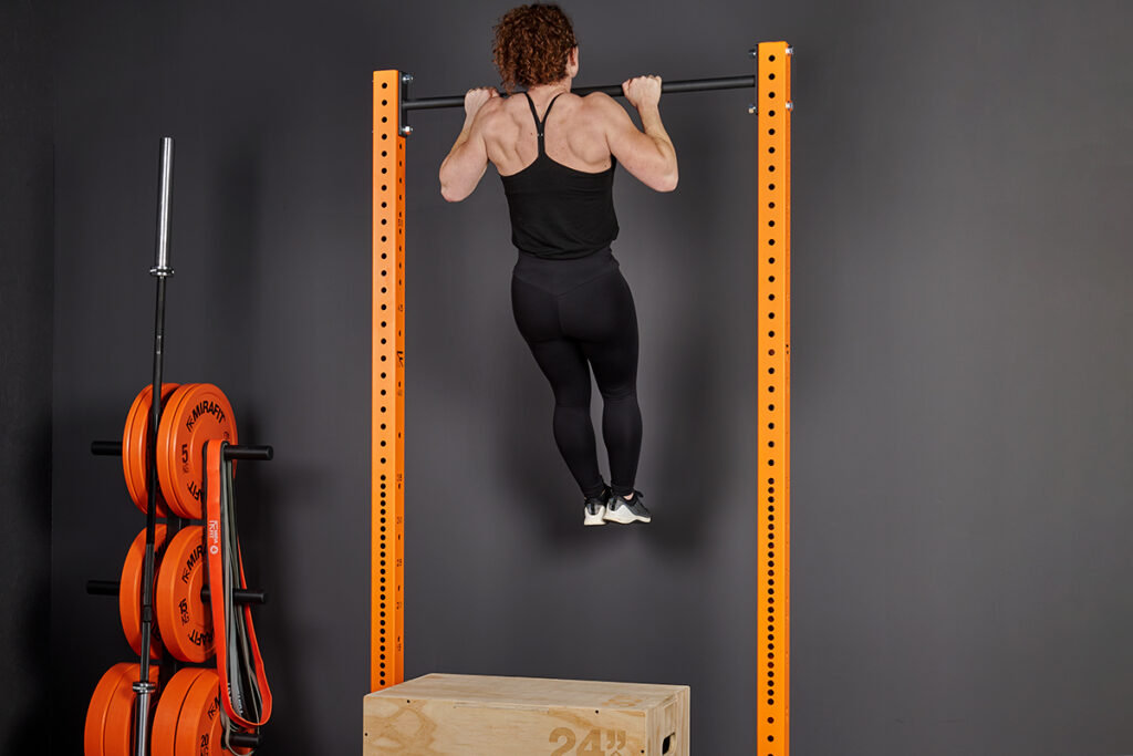 8 Best Back Exercises Using A Pull Up Bar | Mirafit