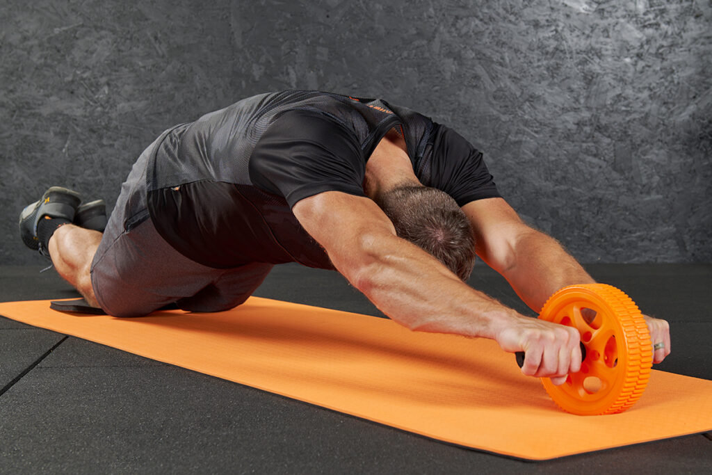 Ab-rolling for a strong core | Mirafit