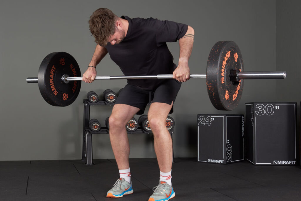 How to Use a Snatch Grip in Training | Mirafit