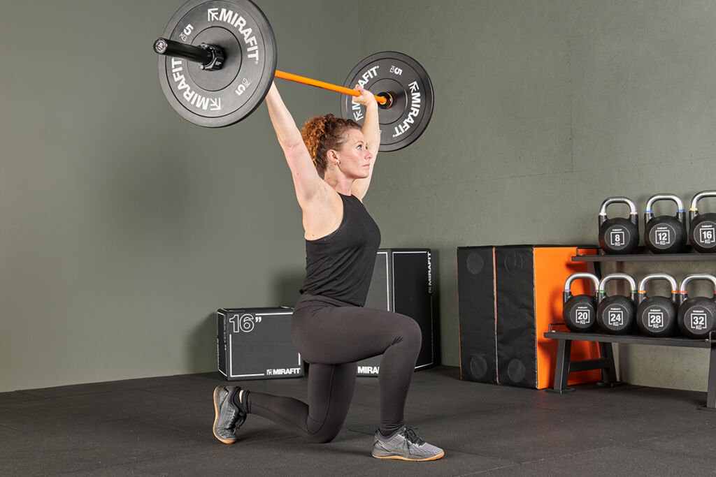 Mix Up Your Workout with These 12 Lunge Variations | Mirafit