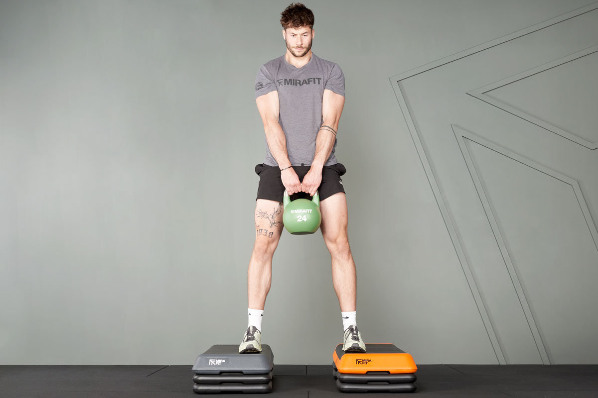 How To Perform Deficit Deadlifts | Mirafit