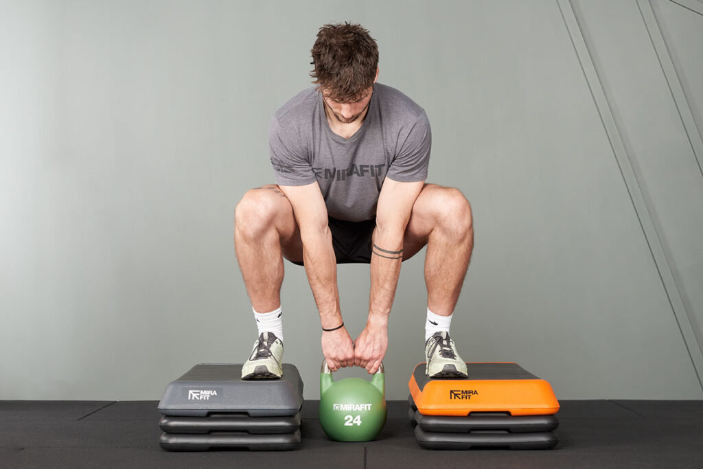 How To Perform Deficit Deadlifts | Mirafit