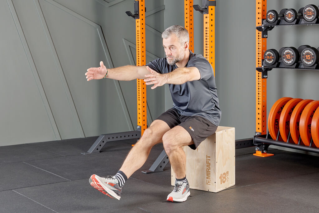 Work Up To a Pistol Squat | Mirafit