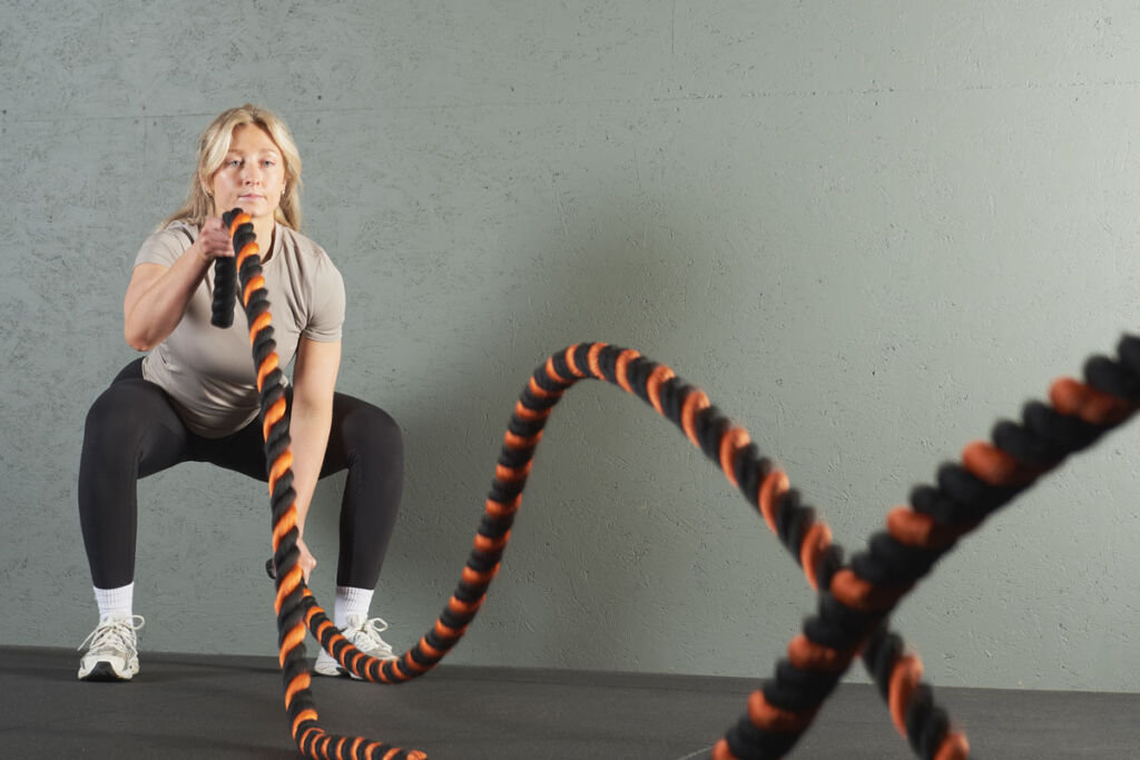 Elevator Waves - A Full Body Battle Rope Exercise | Mirafit