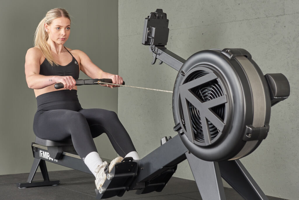 Rowing Machine HIIT Workout | Mirafit