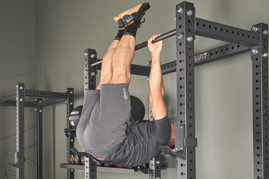 6 Pull Up Bar Core Exercises | Mirafit