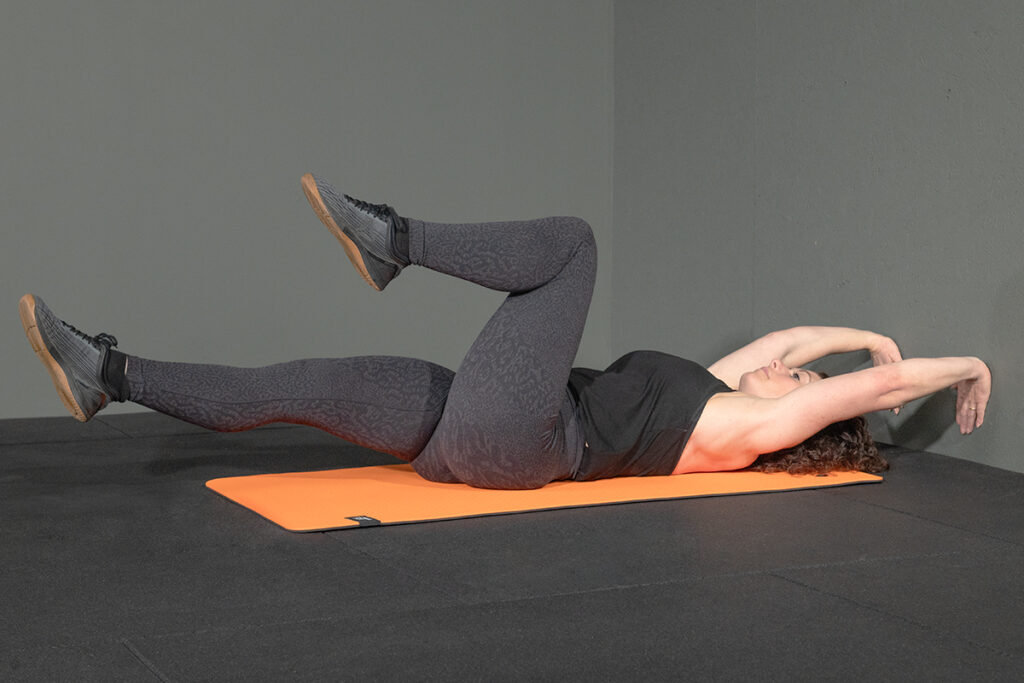 Eight Deadbug Variations | Mirafit